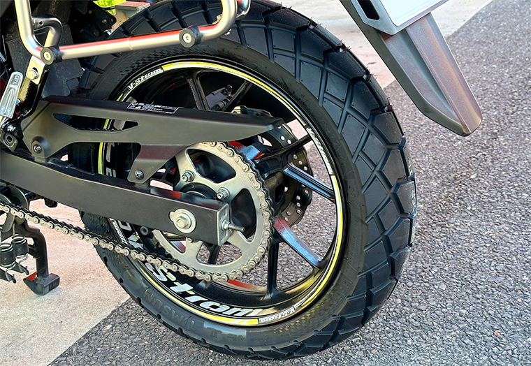 【Vストローム250】TIMSUN(ティムソン)オフロードタイヤに交換｜TS823/TS822ブロックタイヤの感想【110/80-17 140 ...